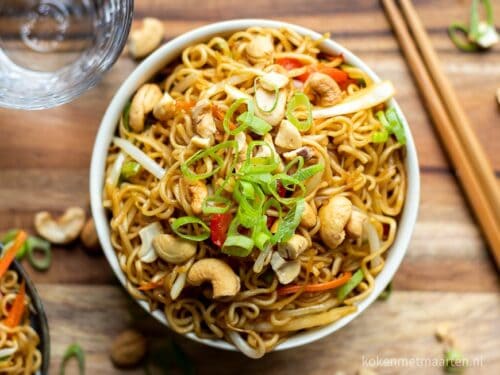 Chinese Kool Roerbakken met Hot ‘n Sour Saus - Koken Met Maarten